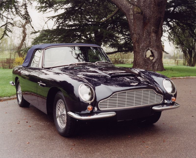 Aston Martin DB6 technical specifications and fuel economy